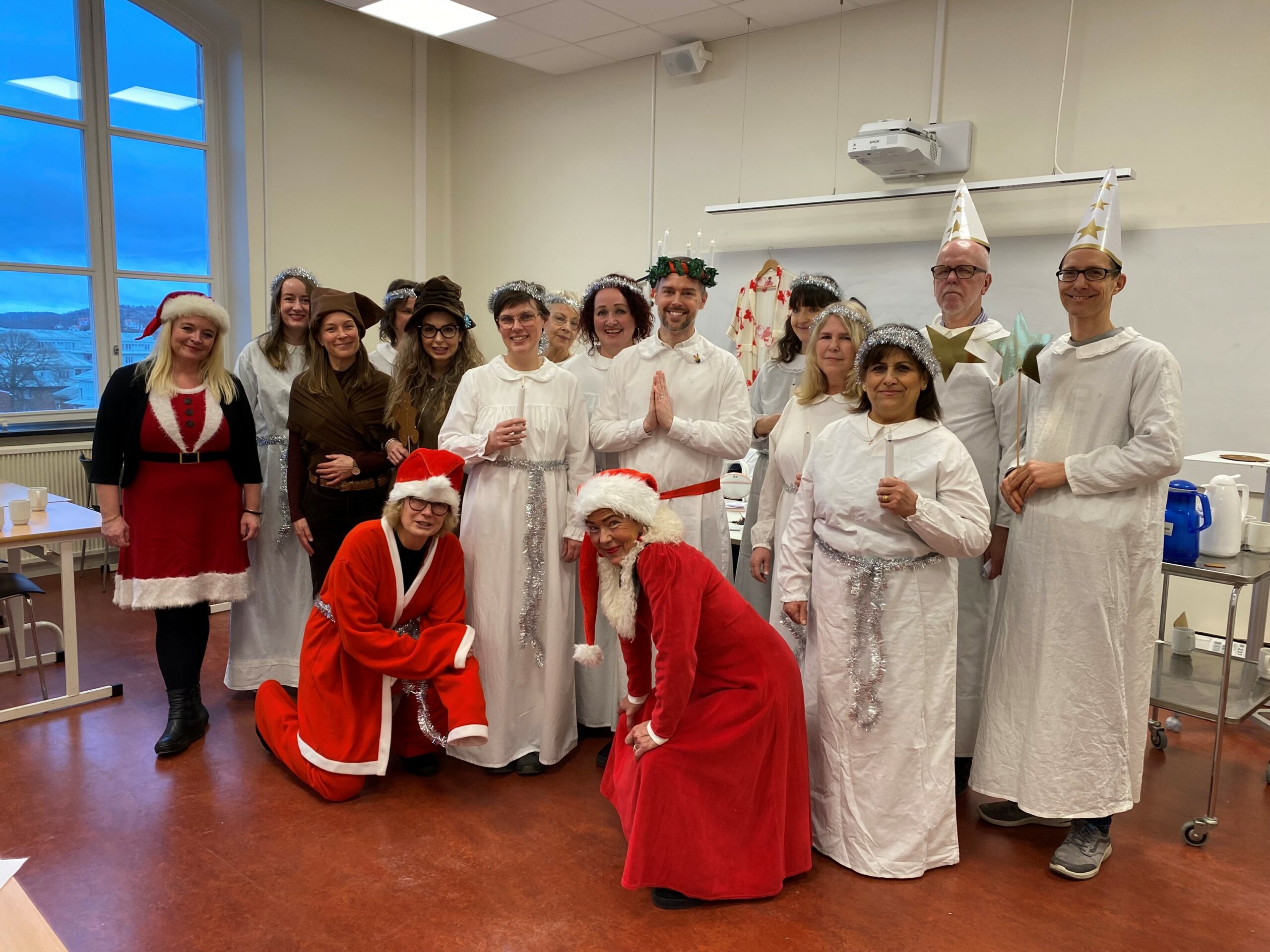 Luciatåget - en tradition för ljus och glädje! - Studium